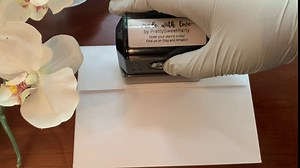 Return Address Stamp - Cute Honey Bee - Personalized Custom Self Inking Rubber Stamper, Pre-Inked with Black Ink